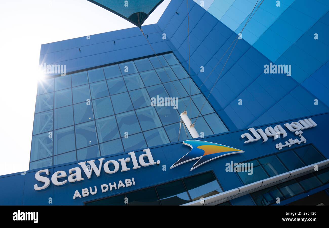 SeaWorld Yas Island Abu Dhabi Stock Photo - Alamy