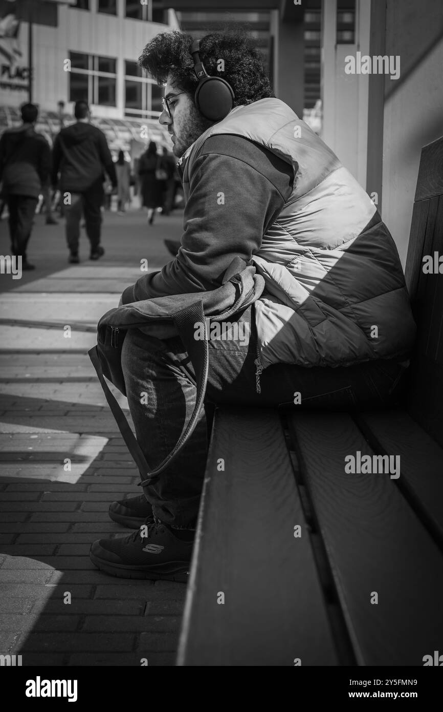 Student headphones male Black and White Stock Photos & Images - Alamy