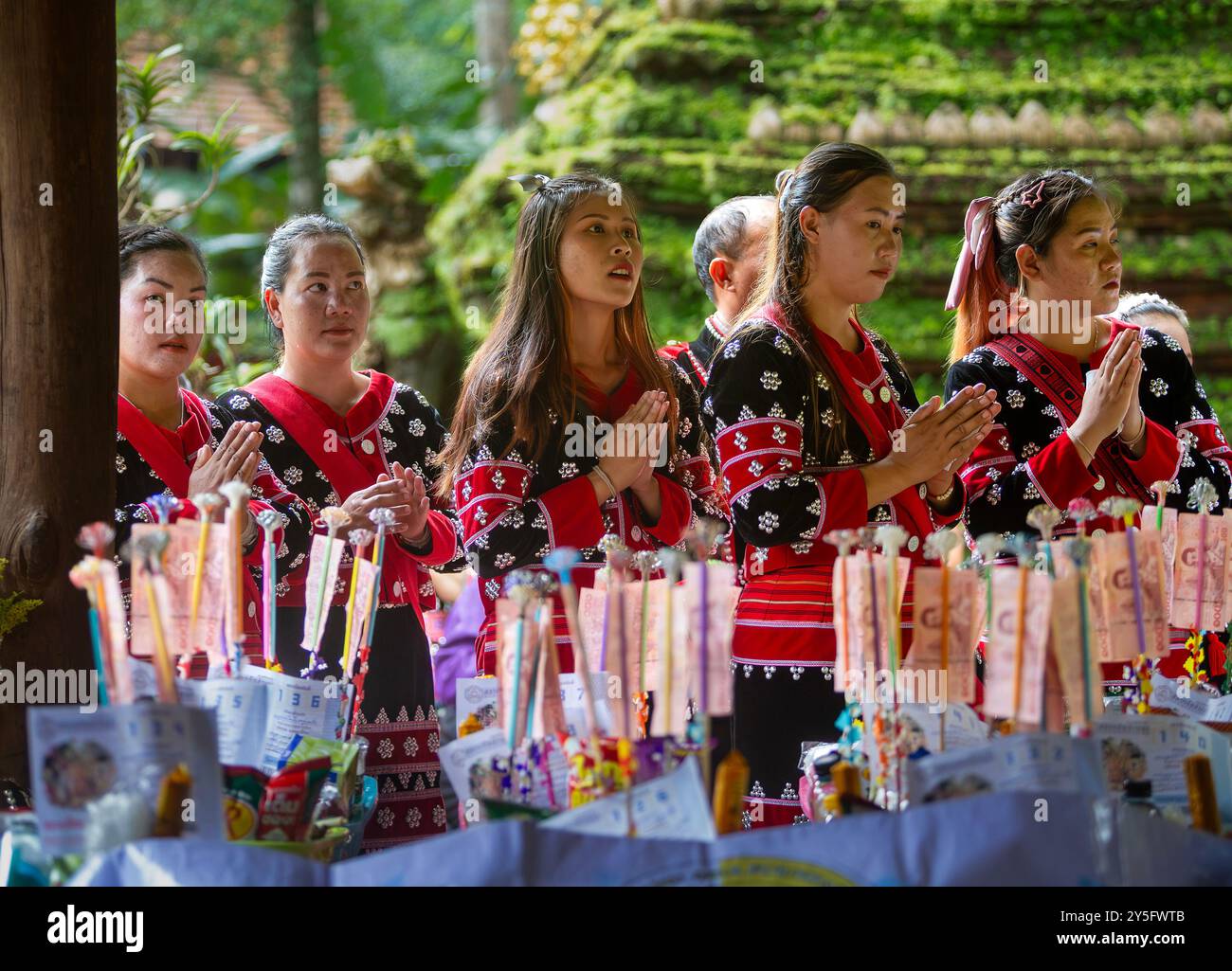 Chiang Mai, Thailand. 21st Sep, 2024. Lahu hill tribe members, dressed ...