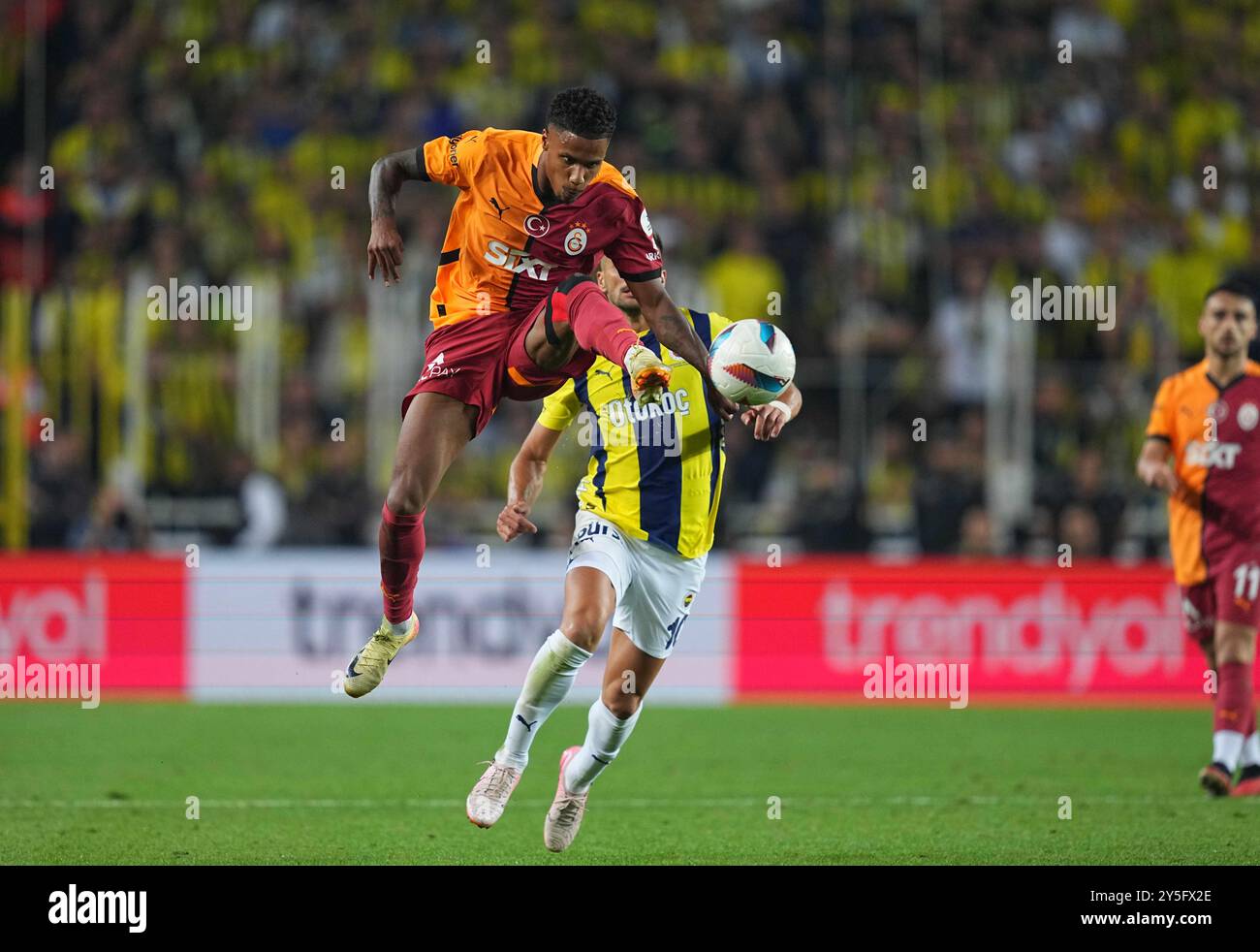 Fenerbahçe vs galatasaray hi-res stock photography and images - Alamy