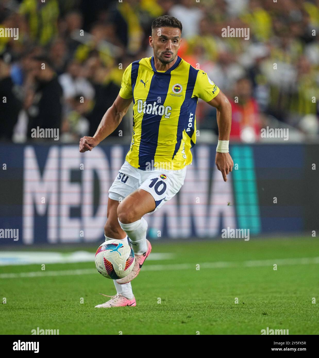 September 21 2024: Dusan Tadic of Fenerbahce controls the ball during a Turkey SÃ¼per Ligue game ...