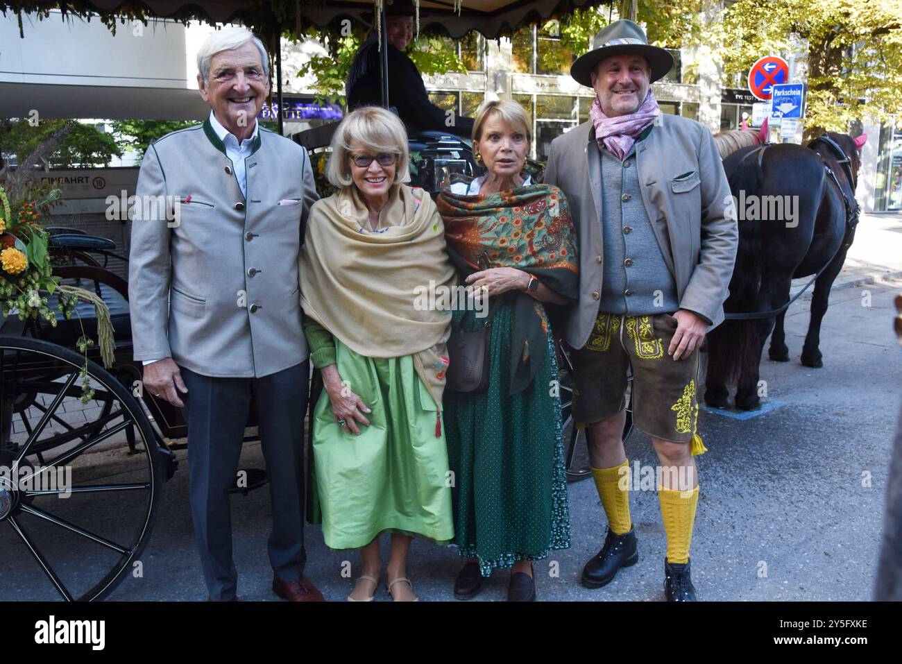 Dieter Hermann Doris Kuffler Wirtin Uschi Glas Schauspielerin Sebastian Kuffler Wirt Muenchen 21 ...