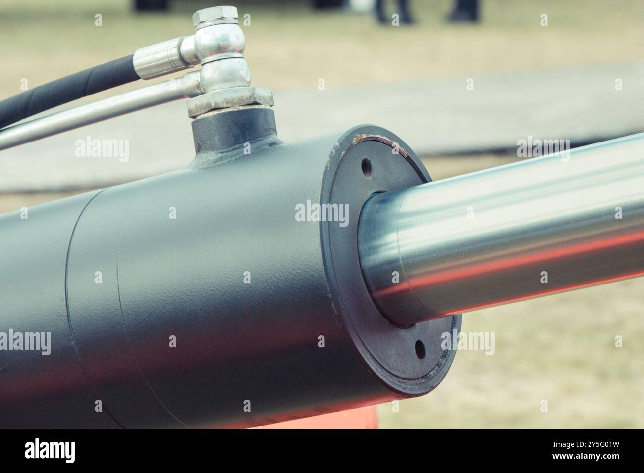 Piston or actuator of industrial hydraulic and pneumatic machine ...