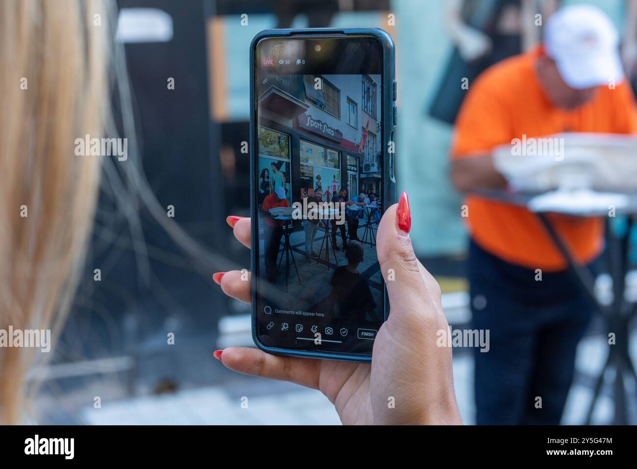 Streaming Tradition: Young Blond Lady Captures Fast-Eating Contest at ...