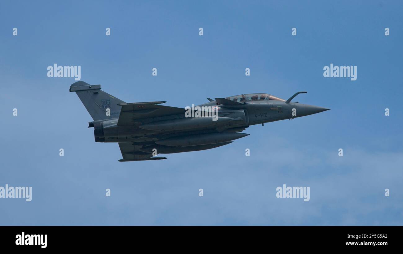 French Air Force Rafale heading to Exercise Pitch Black in Darwin ...