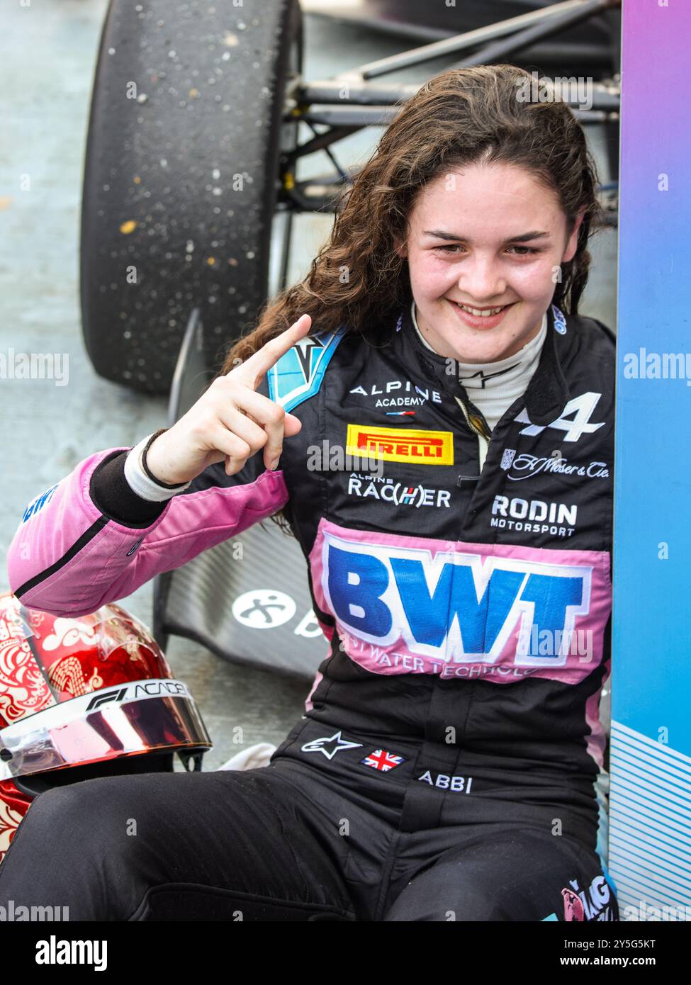 Pulling Abbi Grr Rodin Motorsport Supported By Alpine Tatuus F4 T