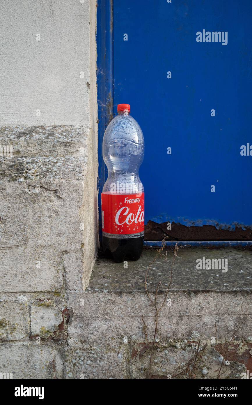 Freeway cola hi-res stock photography and images - Alamy