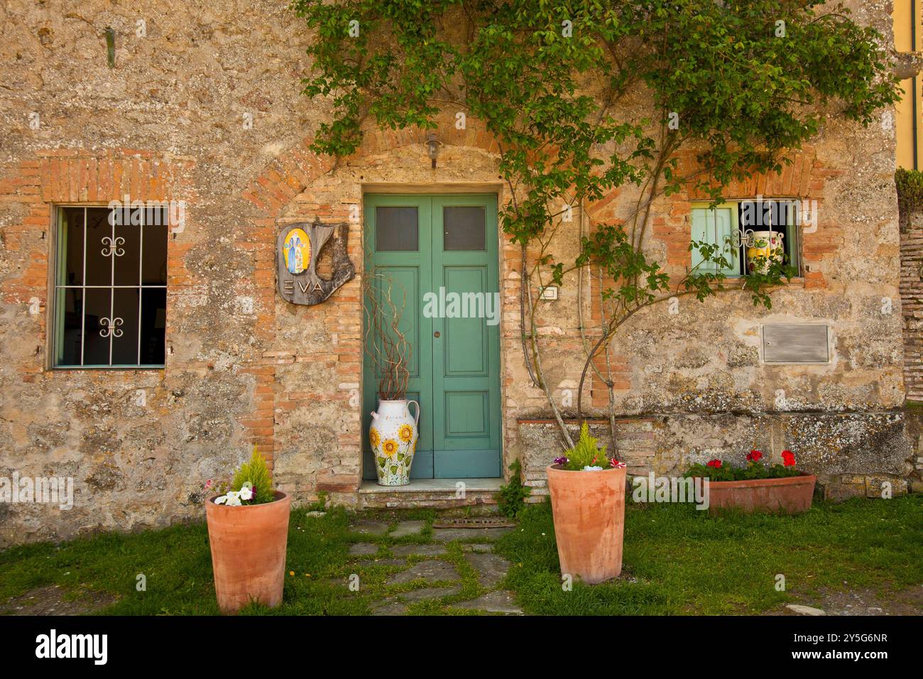 Mensano, medieval village Siena province, Touscany Italy Stock Photo ...