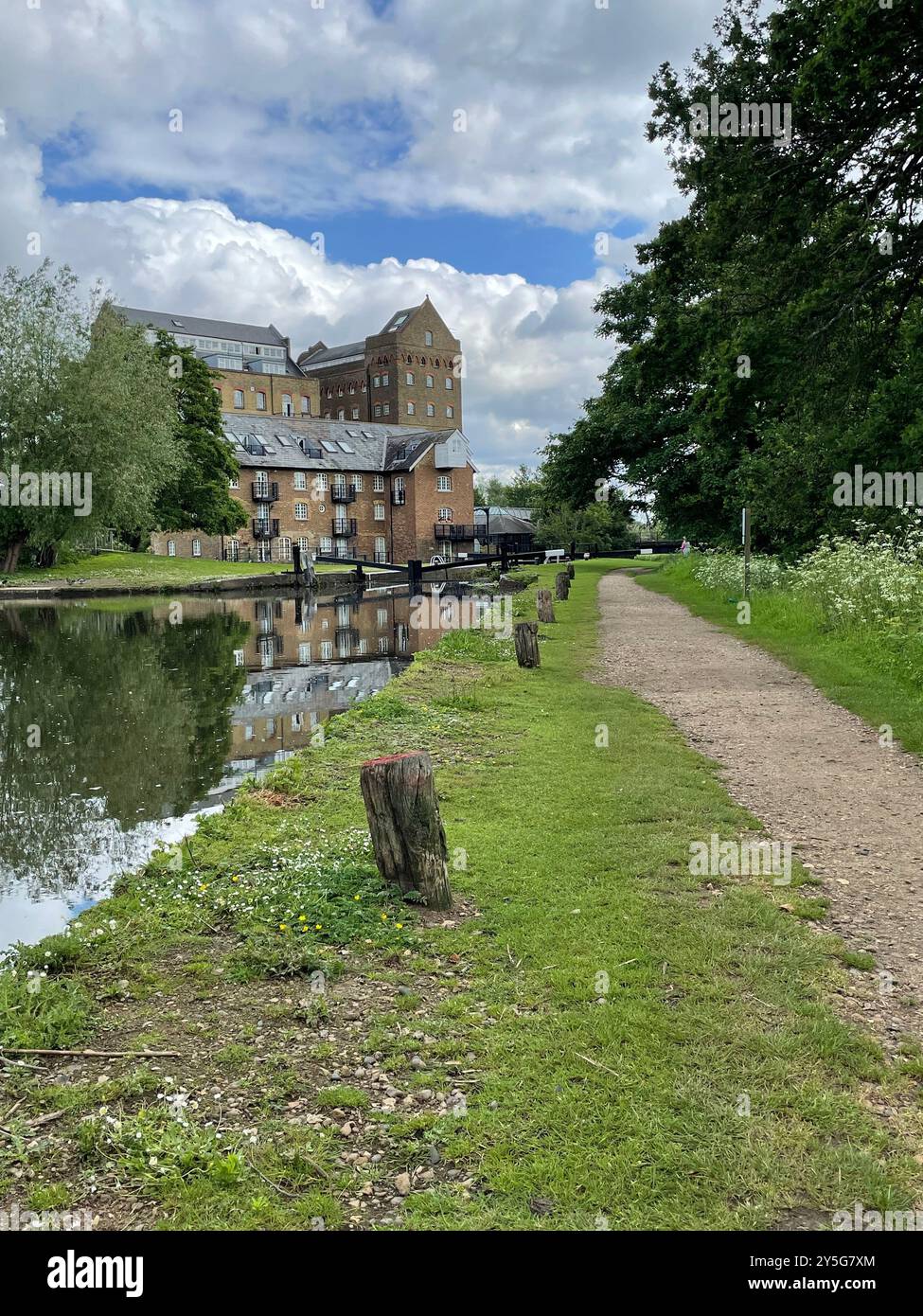 Cox mill hi-res stock photography and images - Alamy