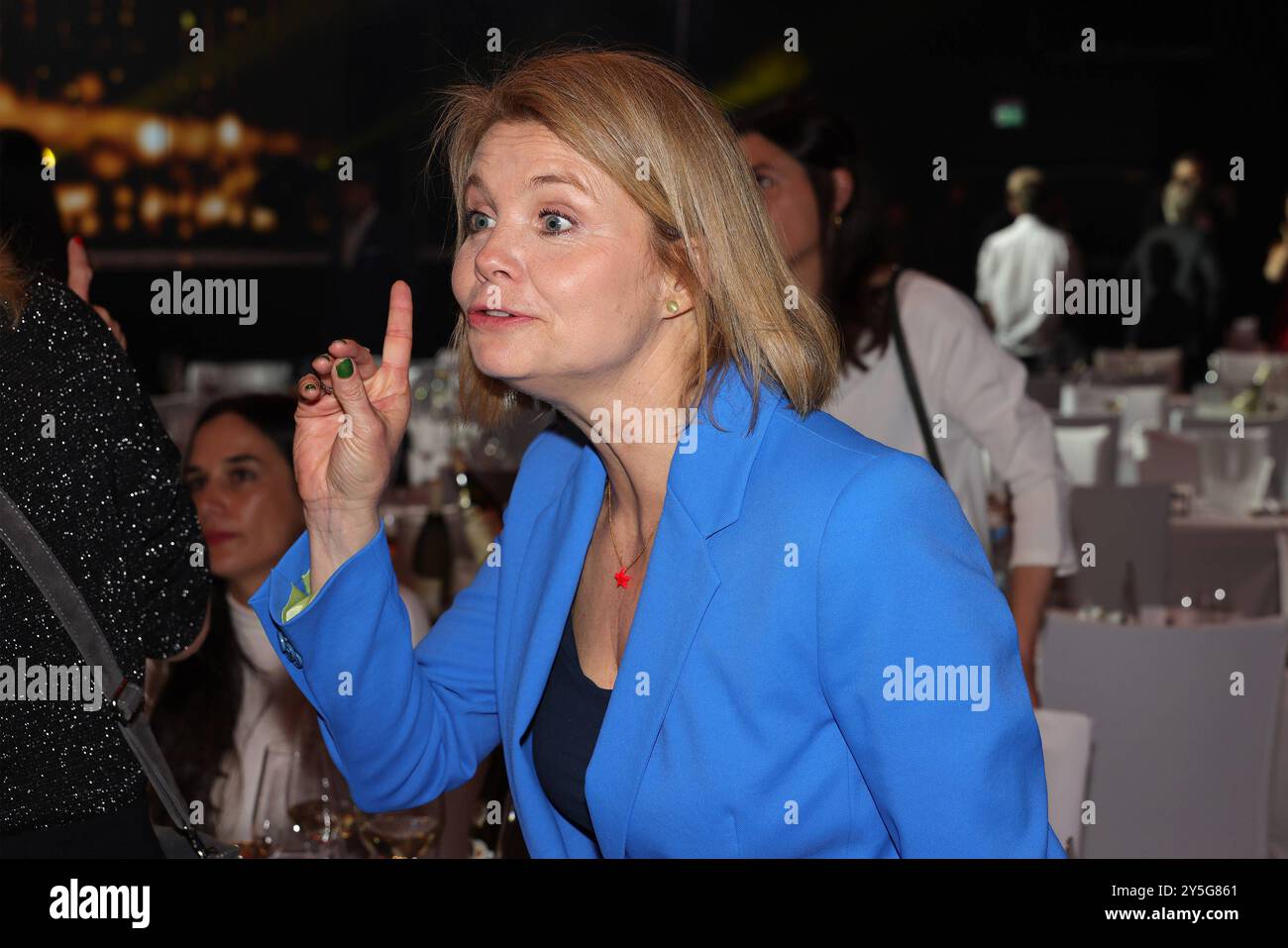 Annette Frier - Radio Regenbogen Award 2024 Annette Frier bei der After ...