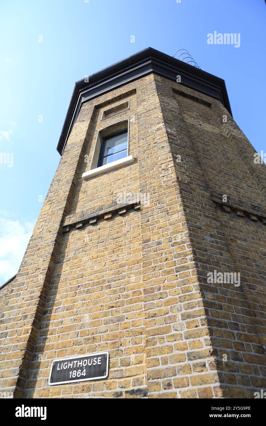 Trinity Buoy Lighthouse external view lighthouse Trinity Buoy Wharf ...