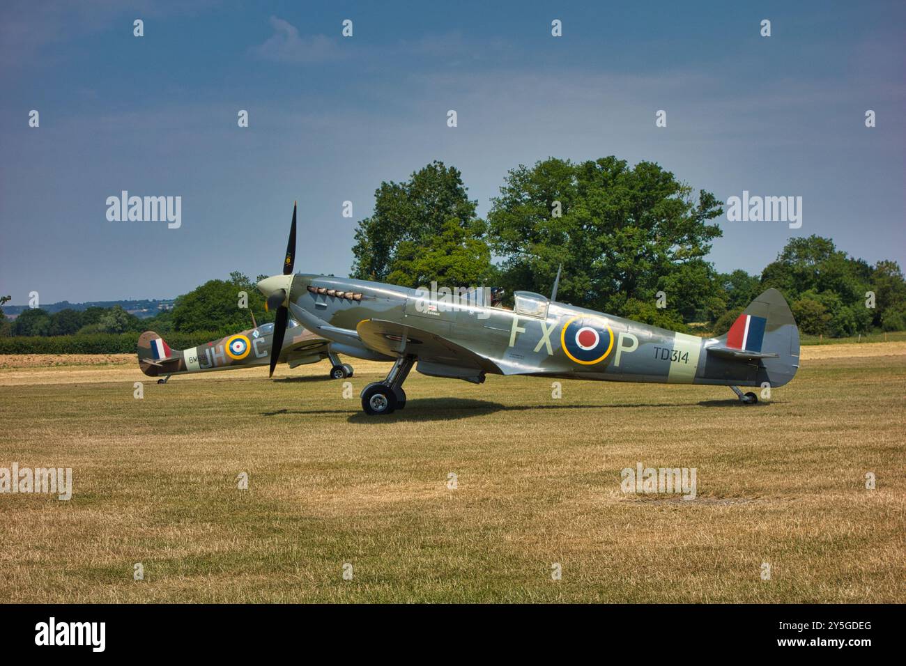Supermarine Spitfire TD314 MK IX, Headcorn airfield, Kent Stock Photo ...