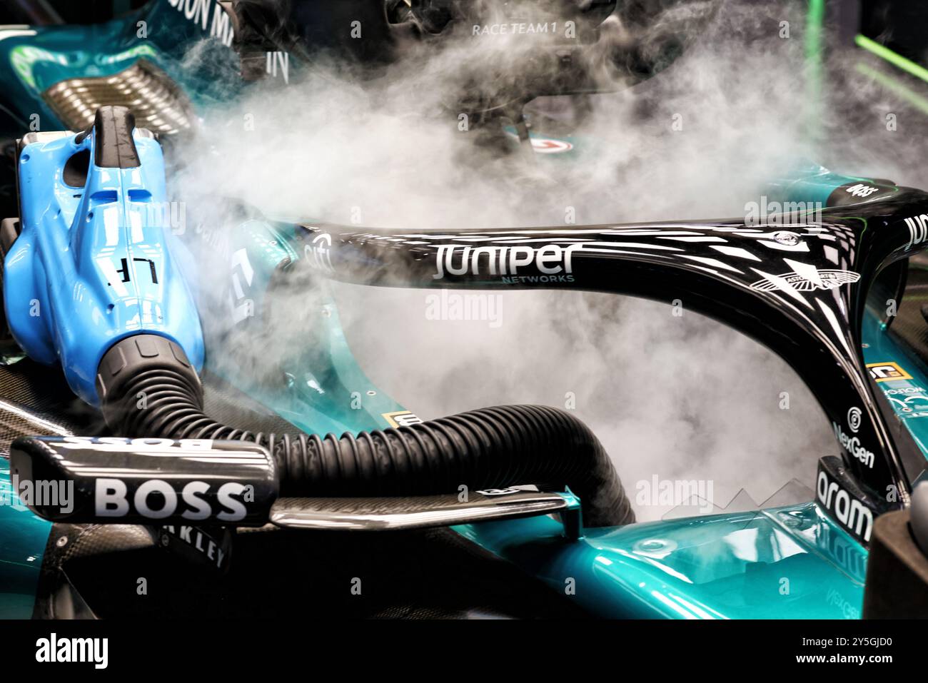 Racing dry ice hi-res stock photography and images - Alamy