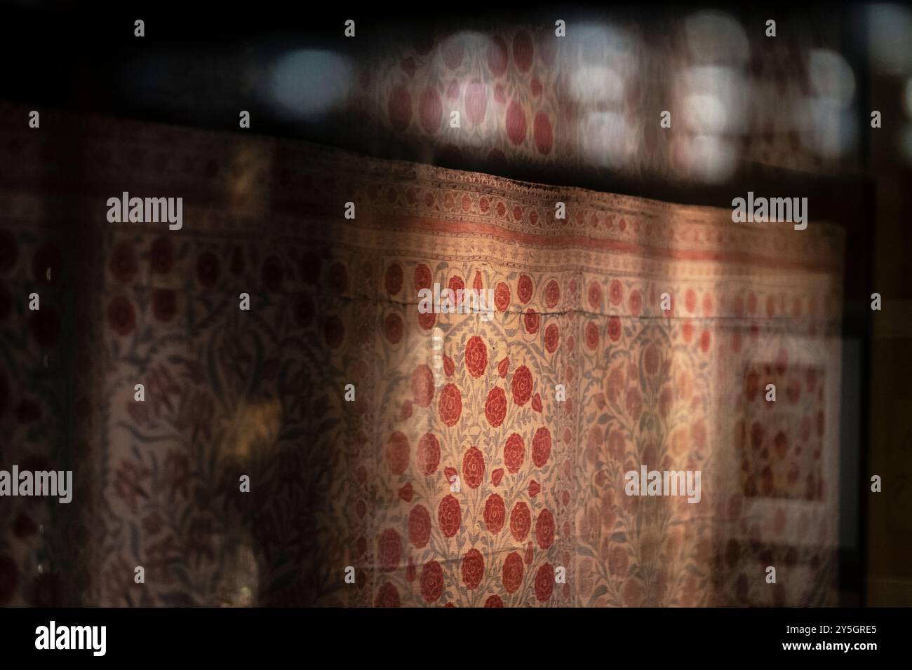 Medieval Islamic textiles at the David Collection in Copenhagen ...