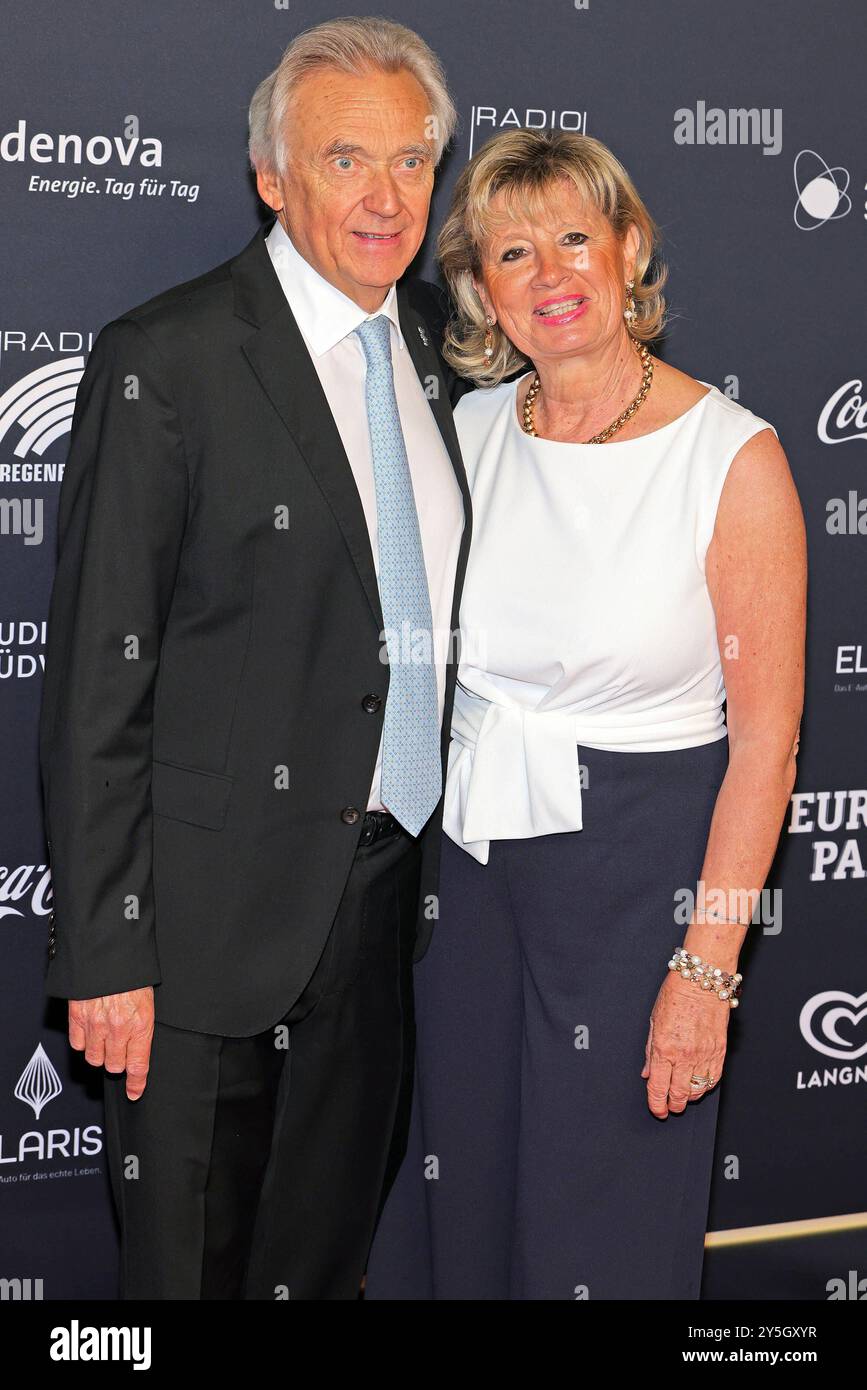 Radio Regenbogen Award 2024 Jürgen Mack Geschäftsführender ...