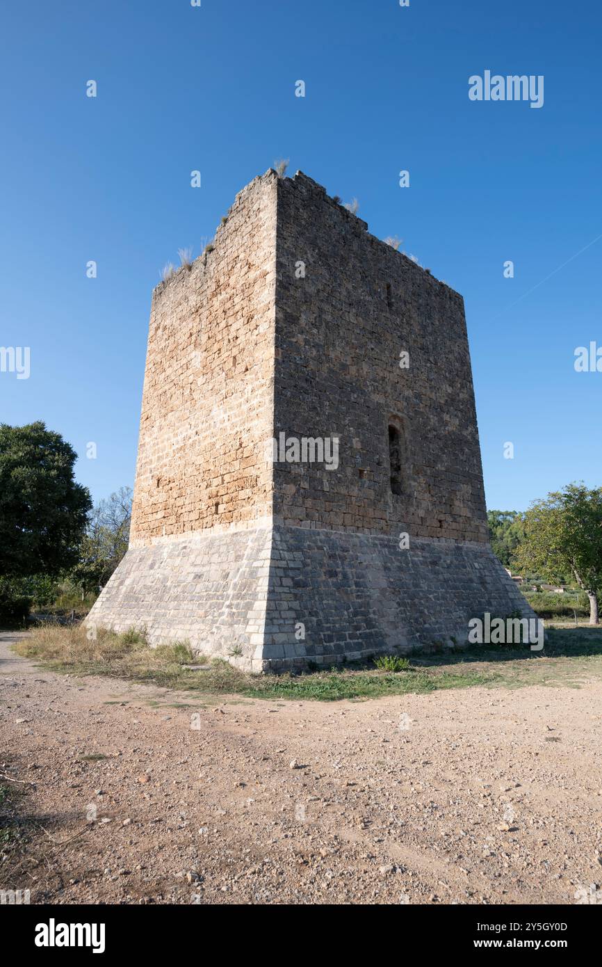 The Saracen Towers of Cotignac, perched on an impressive 80m high tuff ...