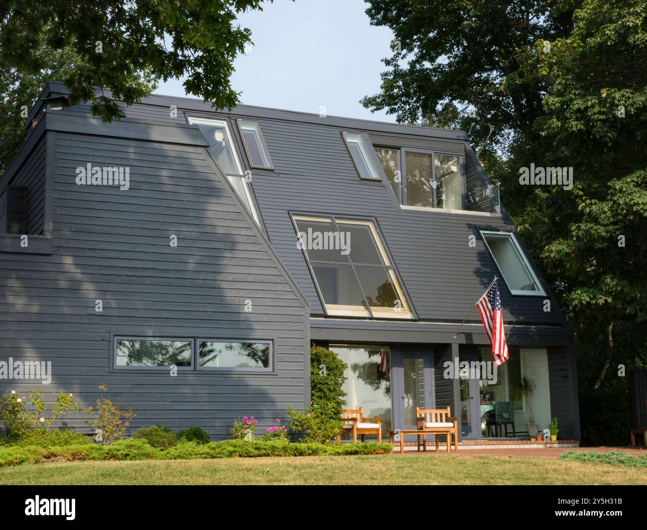 Modern Home in Riverside Connecticut, USA Stock Photo - Alamy