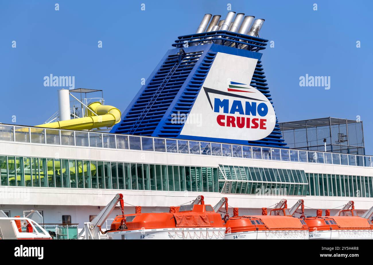 Mano cruise logo hi-res stock photography and images - Alamy