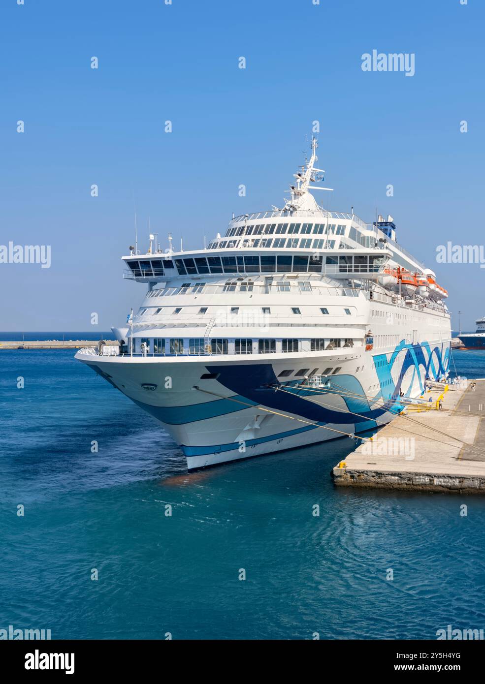 Mano cruise line hi-res stock photography and images - Alamy