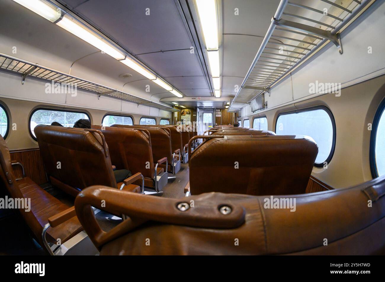 Amtrak train interior hi-res stock photography and images - Alamy