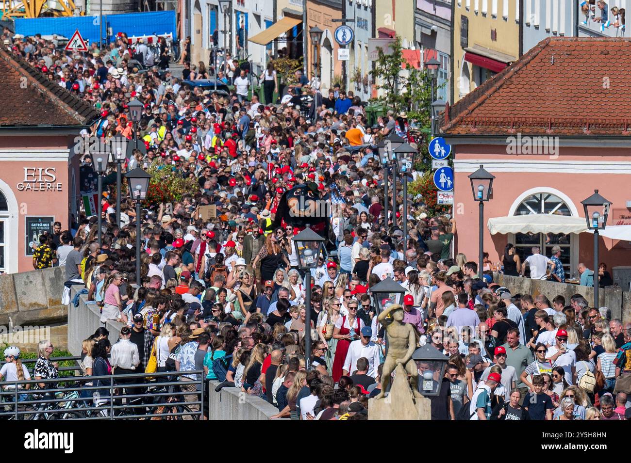 Regensburg, Germany. 22nd Sep, 2024. A giant dachshund replica takes ...