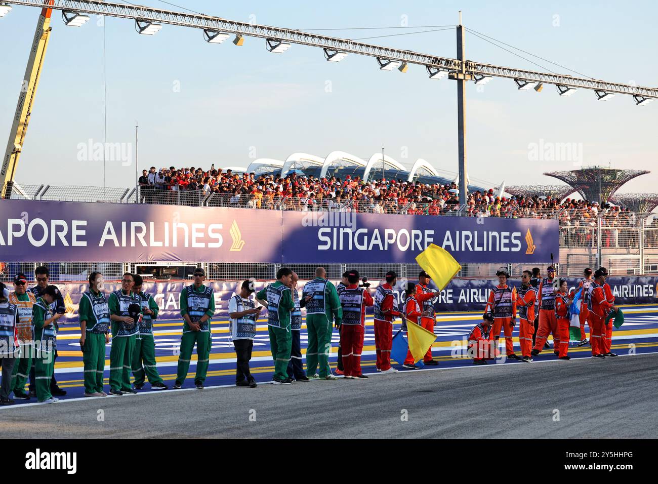 Singapore, Singapore. 22nd Sep, 2024. Circuit atmosphere - marshals on the drivers' parade. 22. ...