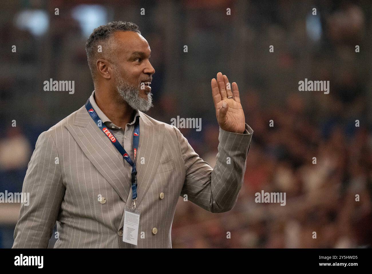 Coach Patrick Esume am Spielfeldrand, GER Rhein Fire vs. Vienna Vikings ...