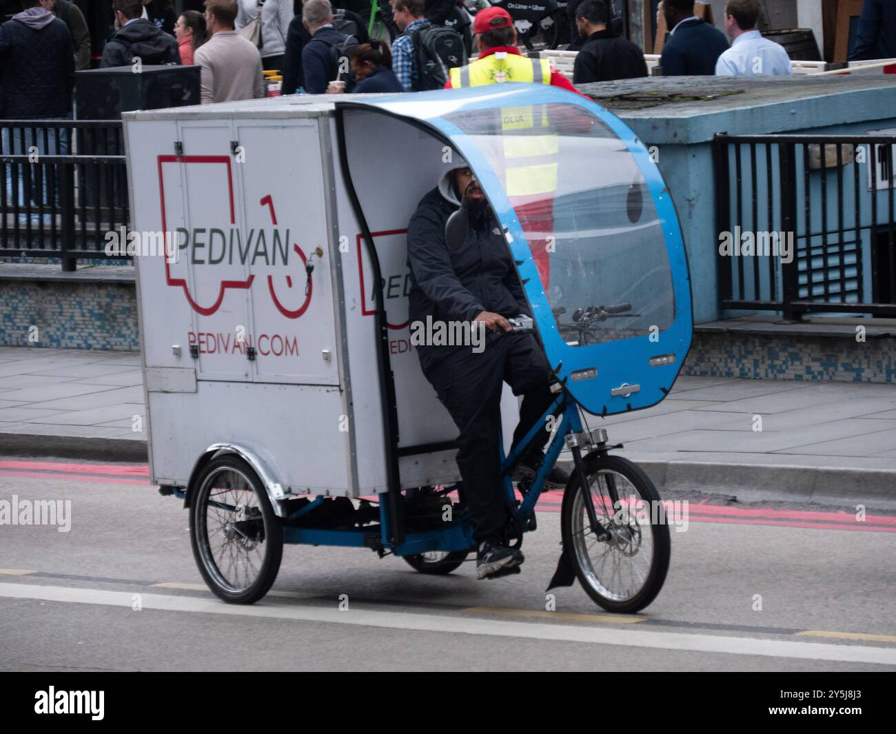 Pedify Environment friendly cargo tricycle bike delivery service ...