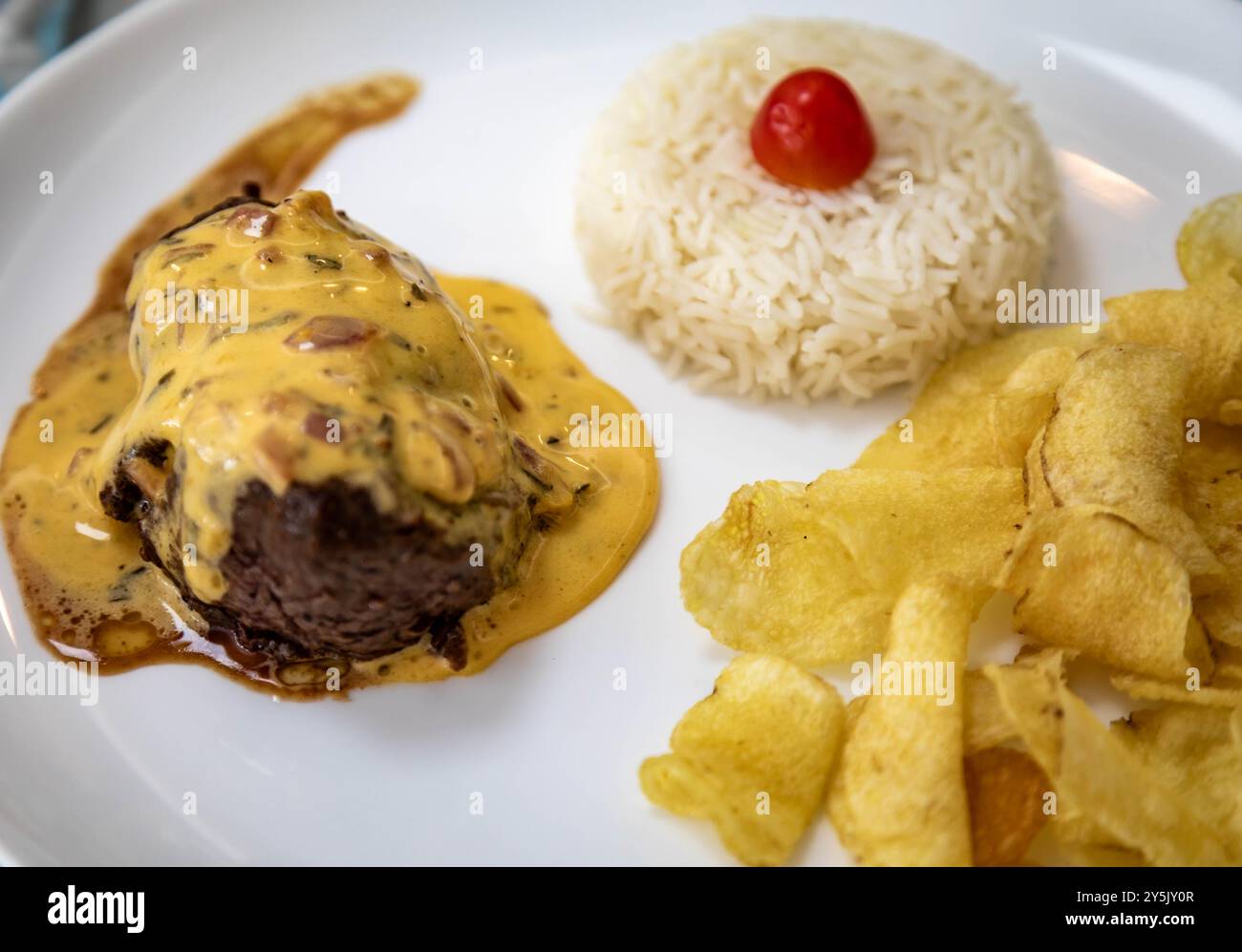 Classic fillet of beef with bernaise sauce Stock Photo - Alamy