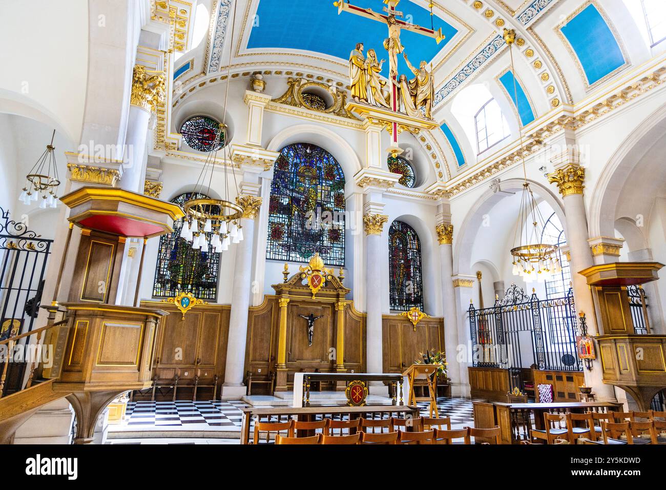 Altar of the St Mary-le-Bow Church with stained glass windows by John ...