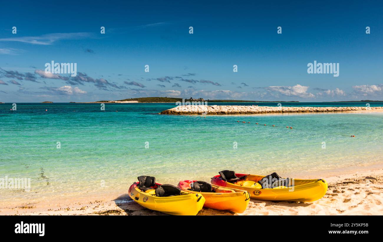 Bahamas Coco Cay Caribbean Island - Luxury beach oasis Stock Photo - Alamy