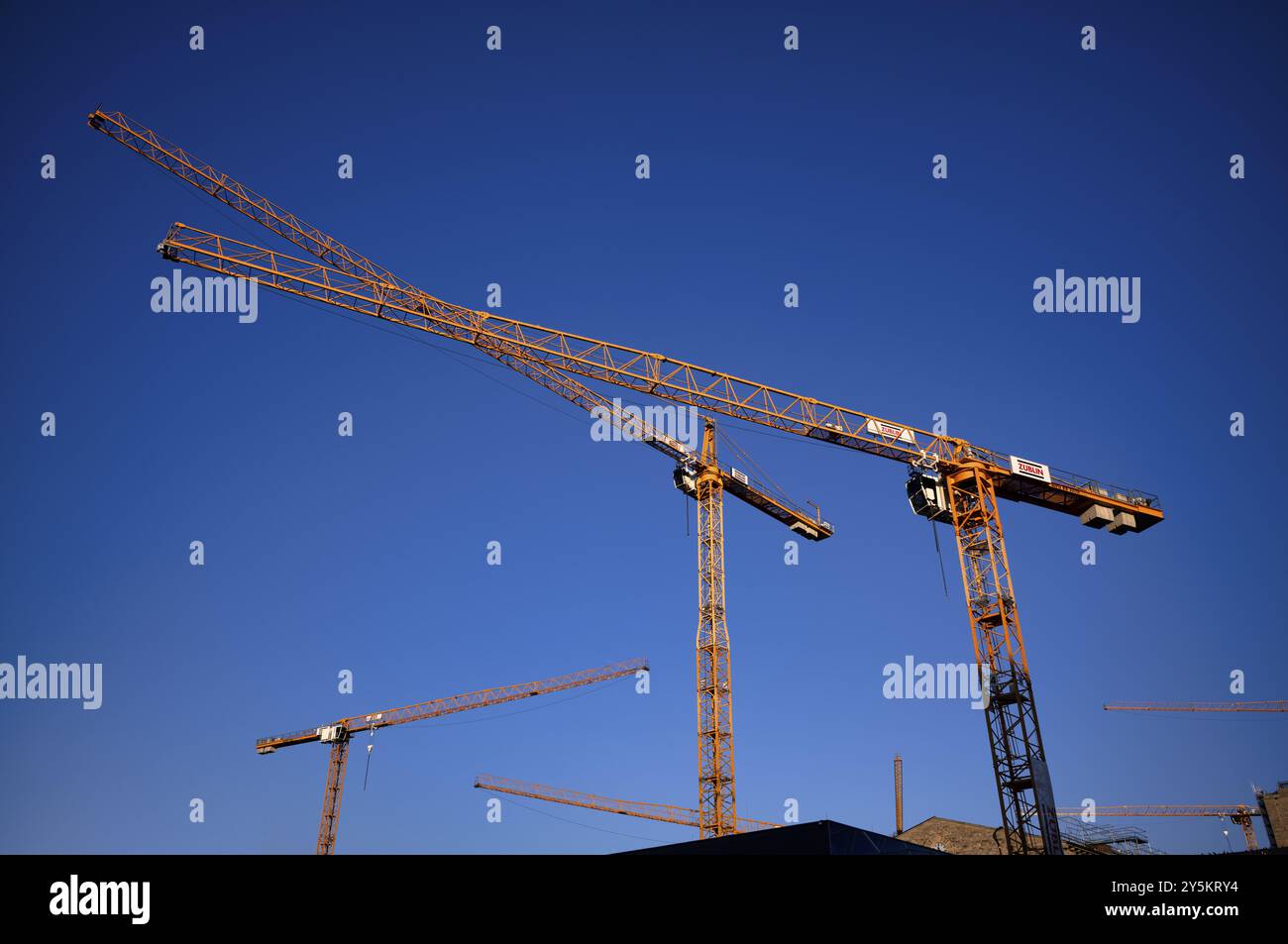 Old Bonatzbau station, cranes, Zueblin construction cranes, construction site, Stuttgart 21 ...