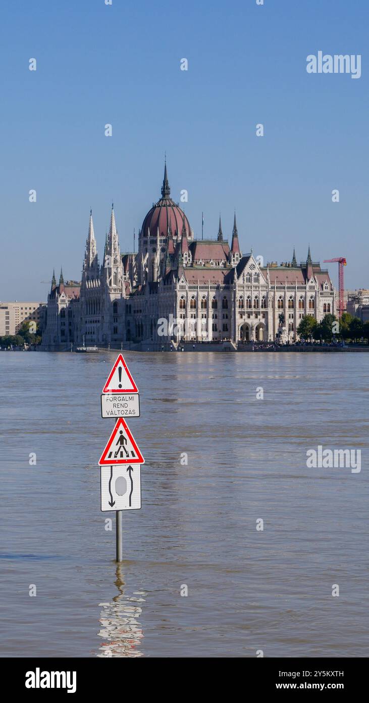 Budapest under water flooding Danube I Stock Photo - Alamy