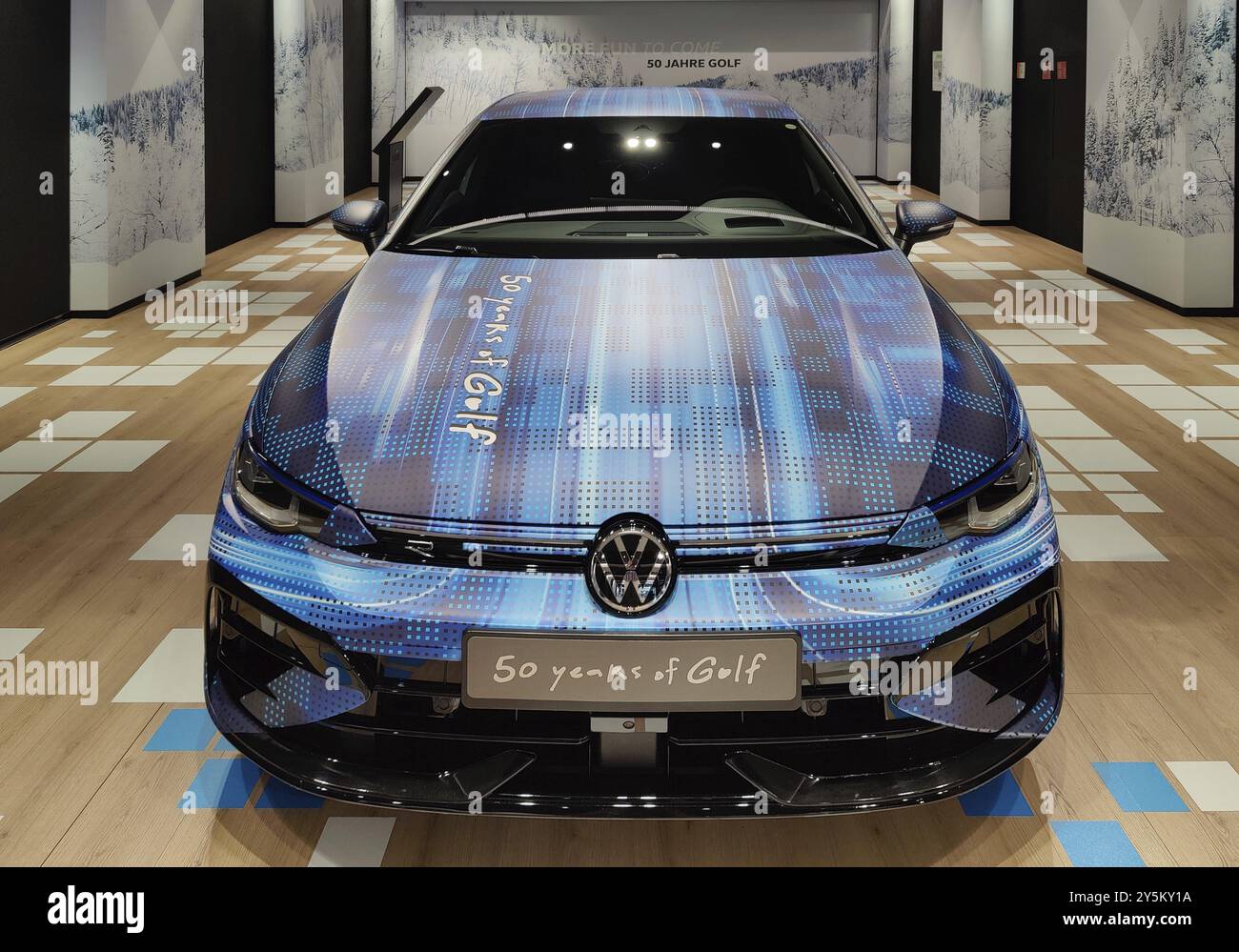 The new Golf R from 2025, Pre-production vehicle, exterior colour ...