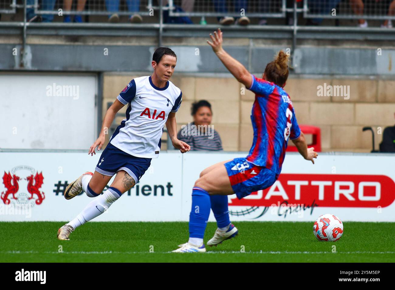 London, England, September 22nd 2024: Ashleigh Neville (29 Tottenham ...