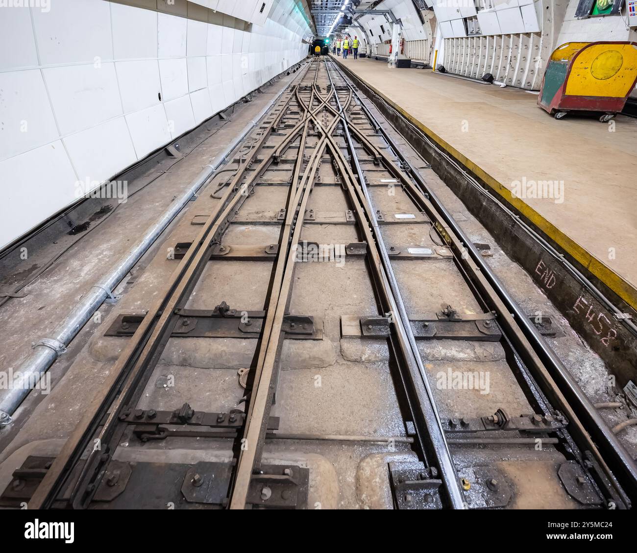 Mail Rail Walk, London Post Office Railway - Postal Museum, Mount ...