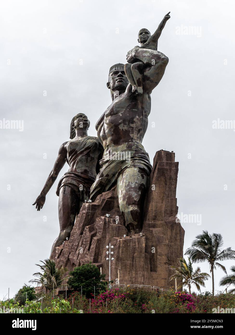 African renaissance monument hi-res stock photography and images - Alamy