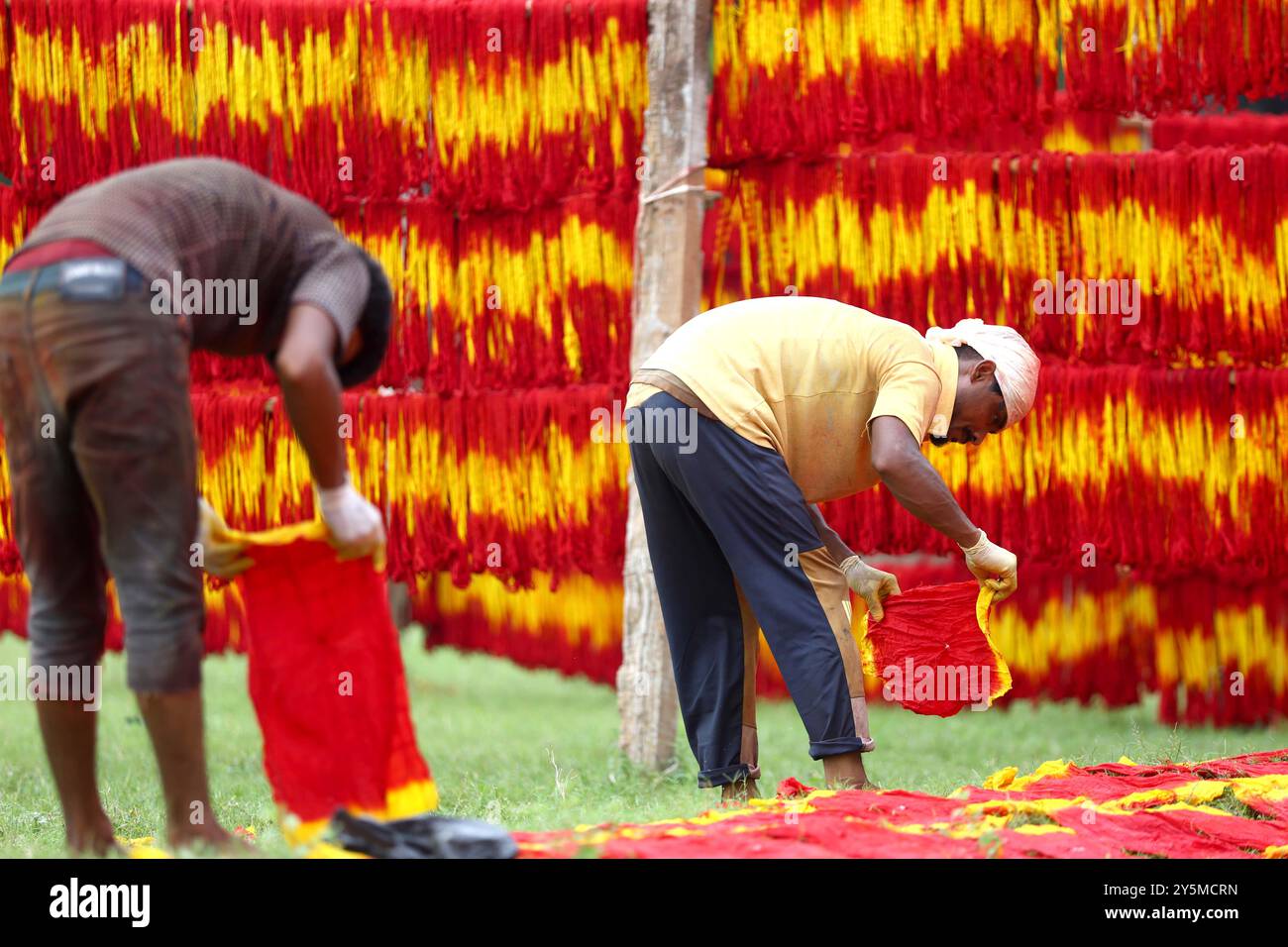 Kalawa threads hi-res stock photography and images - Alamy