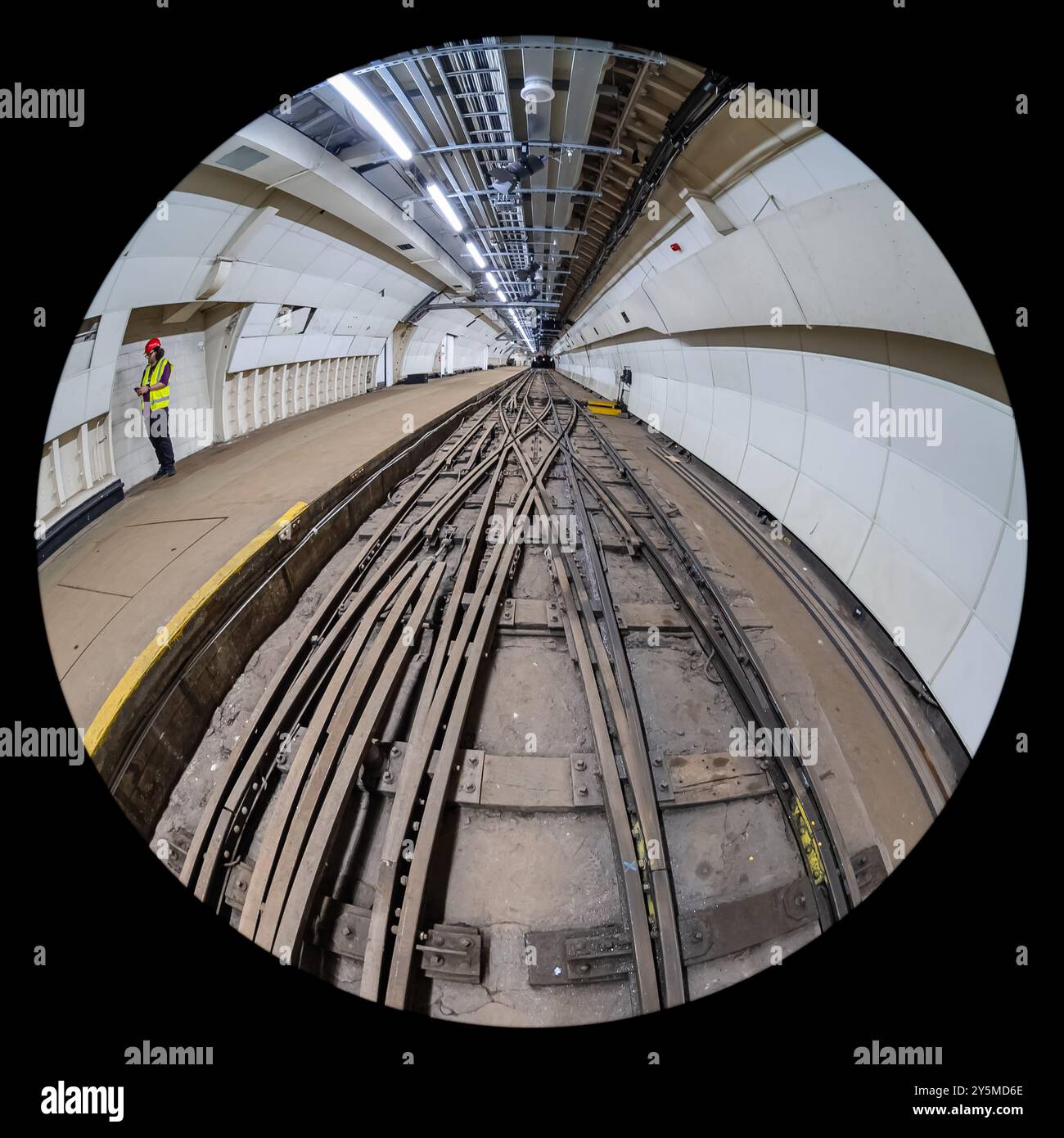 Mail Rail Walk, London Post Office Railway - Postal Museum, Mount ...