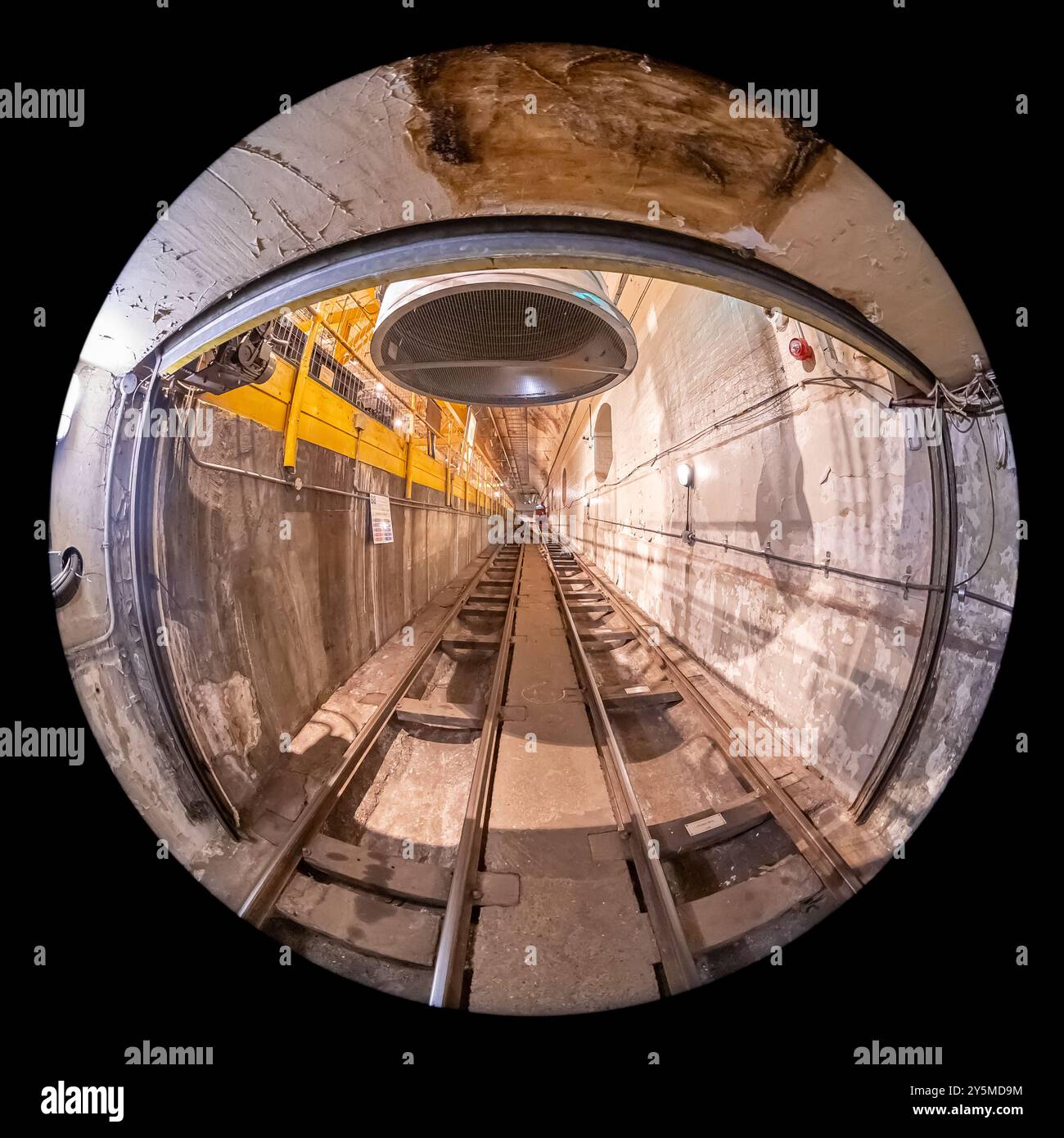 Mail Rail Walk, London Post Office Railway - Postal Museum, Mount ...