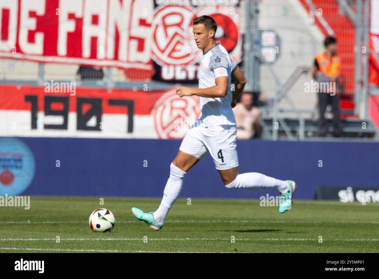 Schultz essen hi-res stock photography and images - Alamy