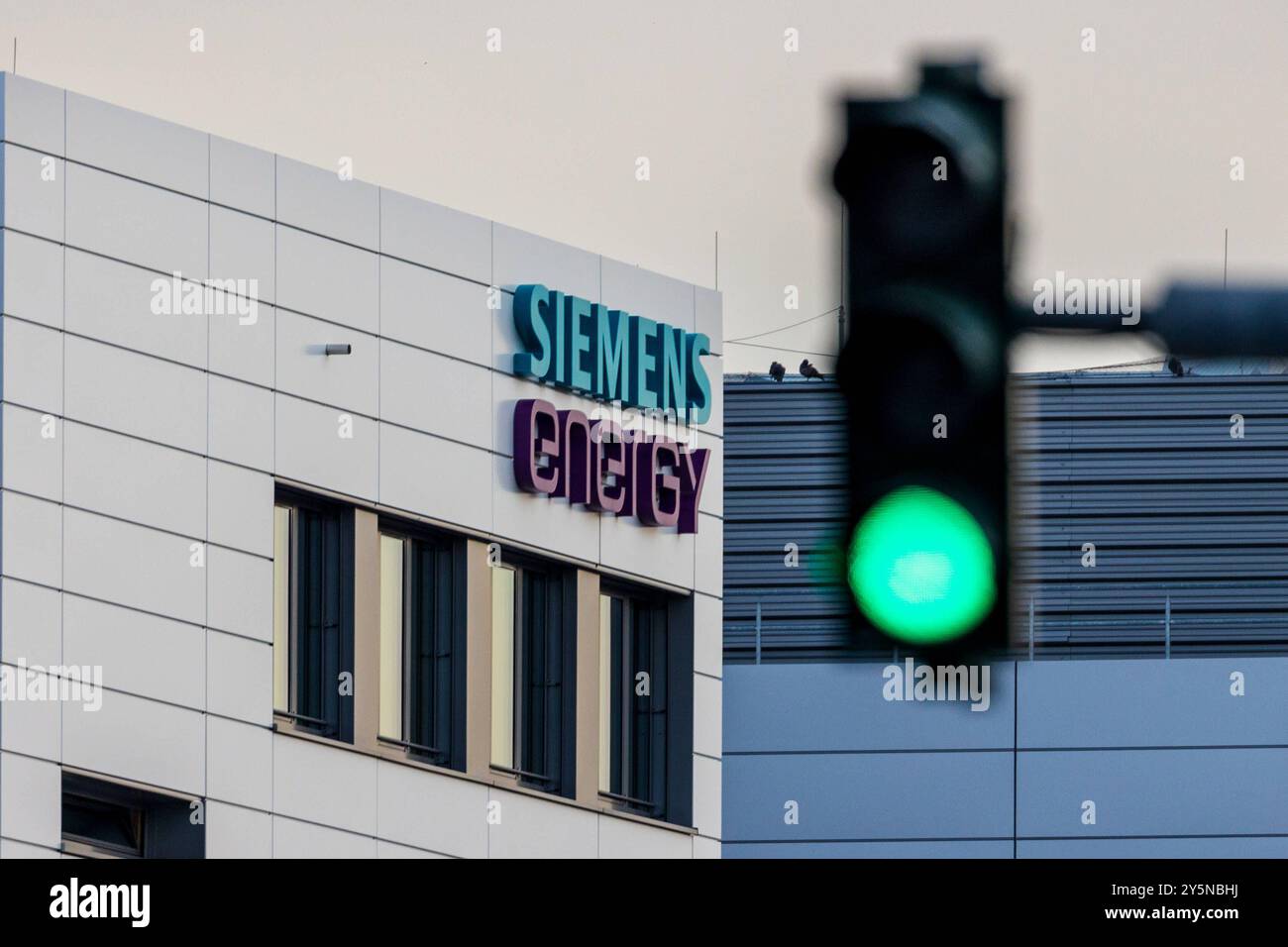 Siemens Campus Erlangen, 22.09.2024 Ein Siemens Energy-Gebaeude auf dem Siemens Campus in ...