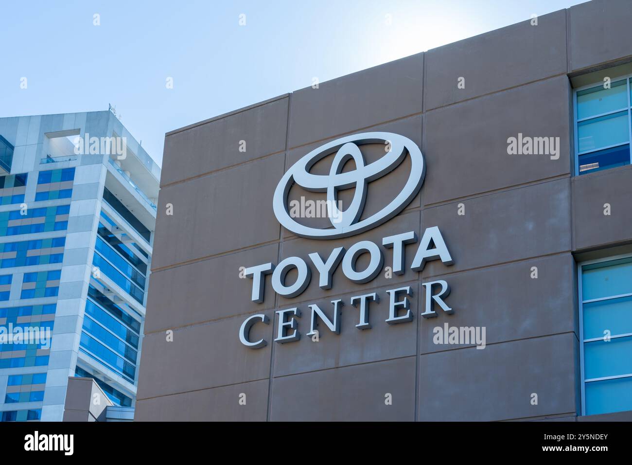 Toyota center houston arena hi-res stock photography and images - Alamy