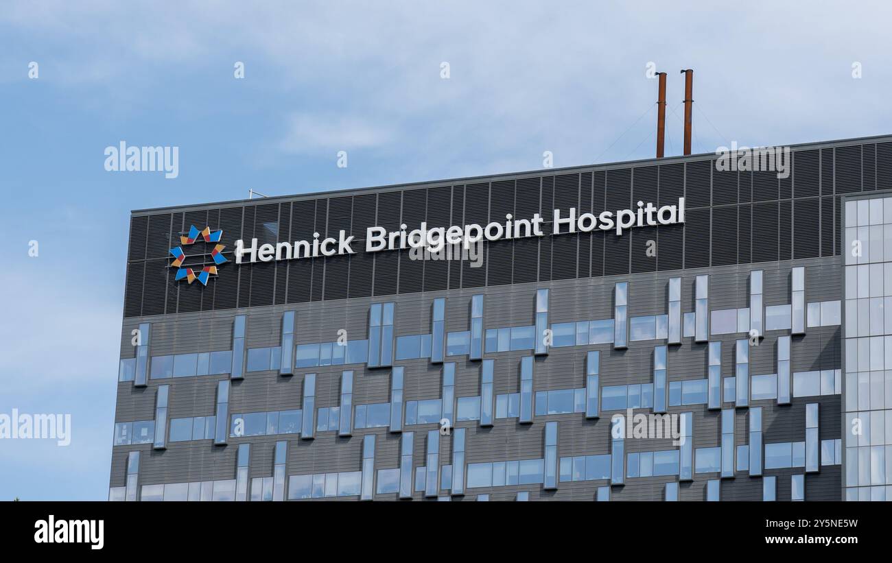 Hennick bridgepoint hospital hi-res stock photography and images - Alamy