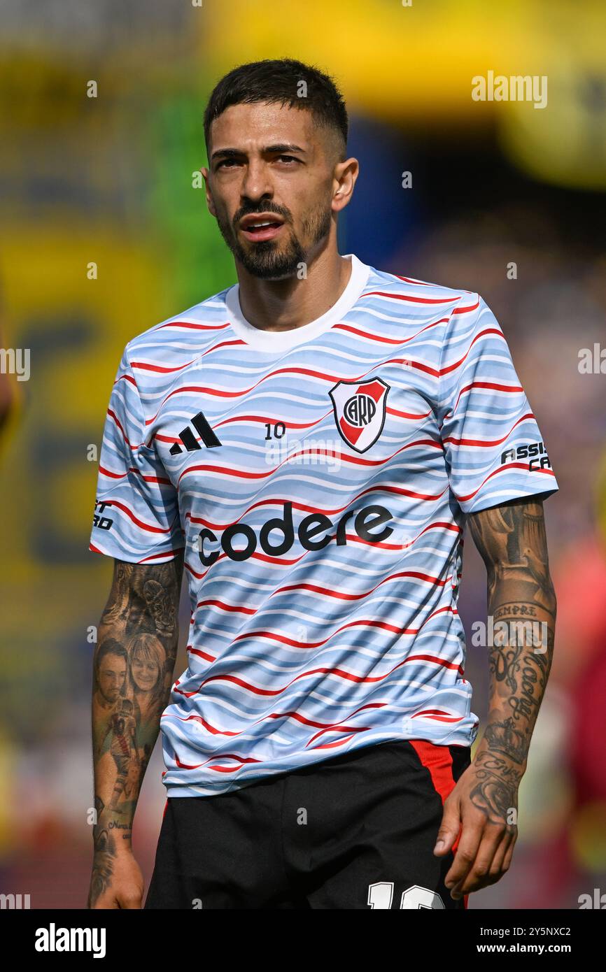 BUENOS AIRES, ARGENTINA - SEPTEMBER 21: Manuel Lanzini of River Plate ...