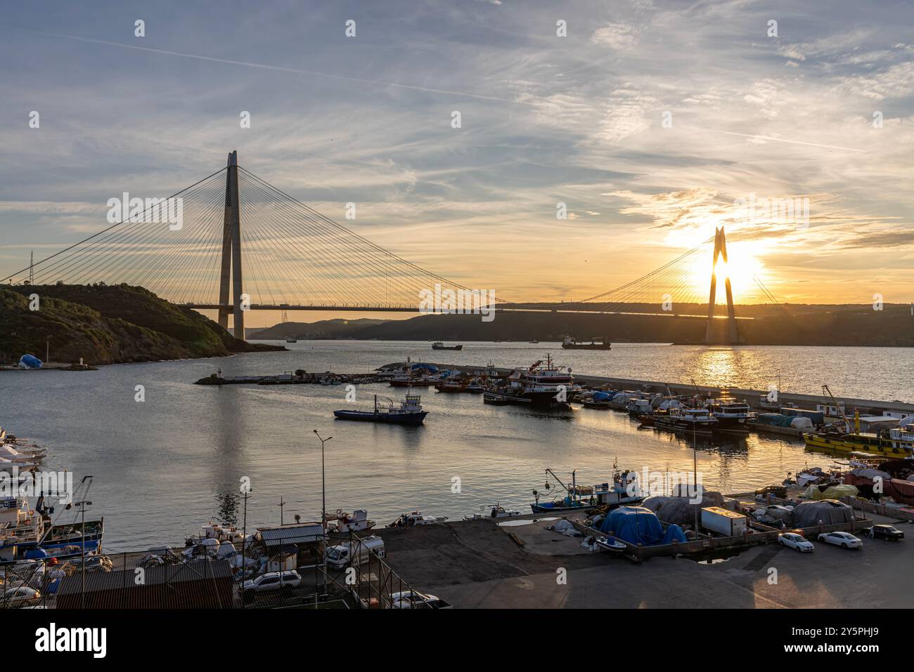 Sunset view of Yavuz Sultan Selim Bridge. Yavuz Sultan Selim Bridge in ...