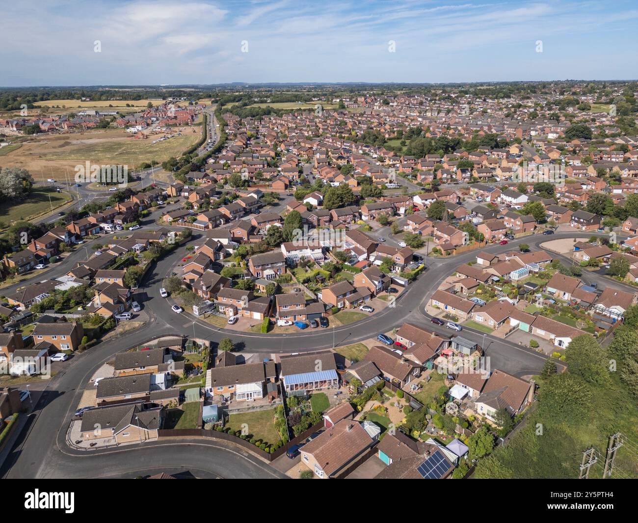 Aerial view of houses in residential area of Hinckley (LE10 ...