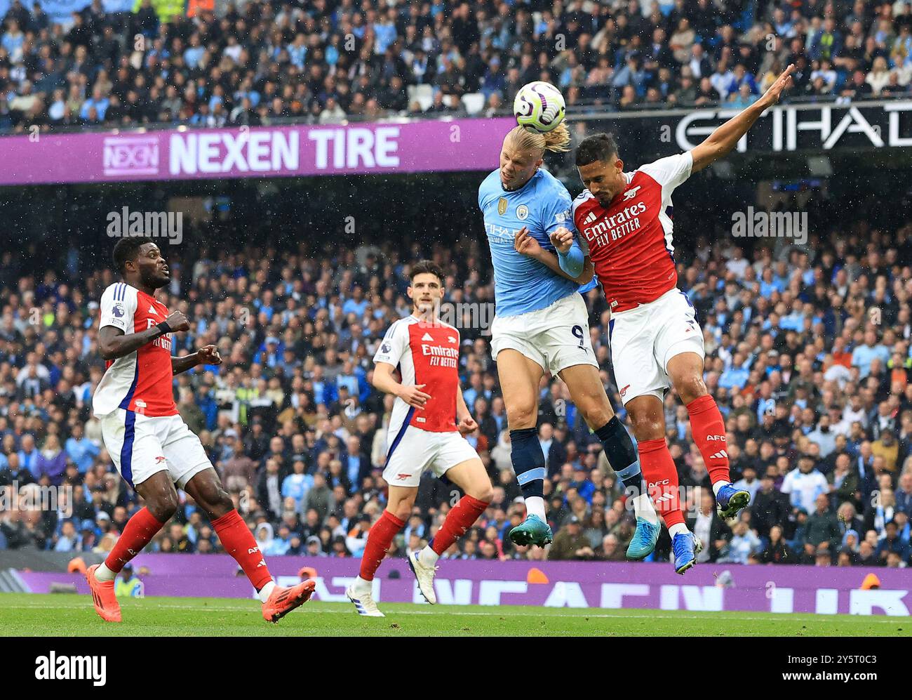 Erling haaland manchester city header hi-res stock photography and ...