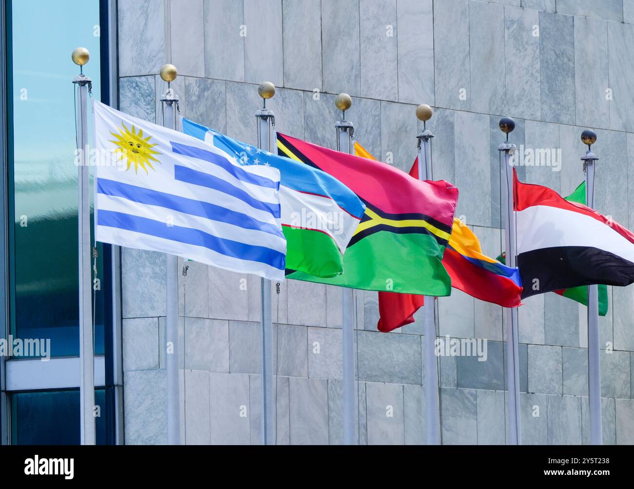 Itaq flag hi-res stock photography and images - Alamy