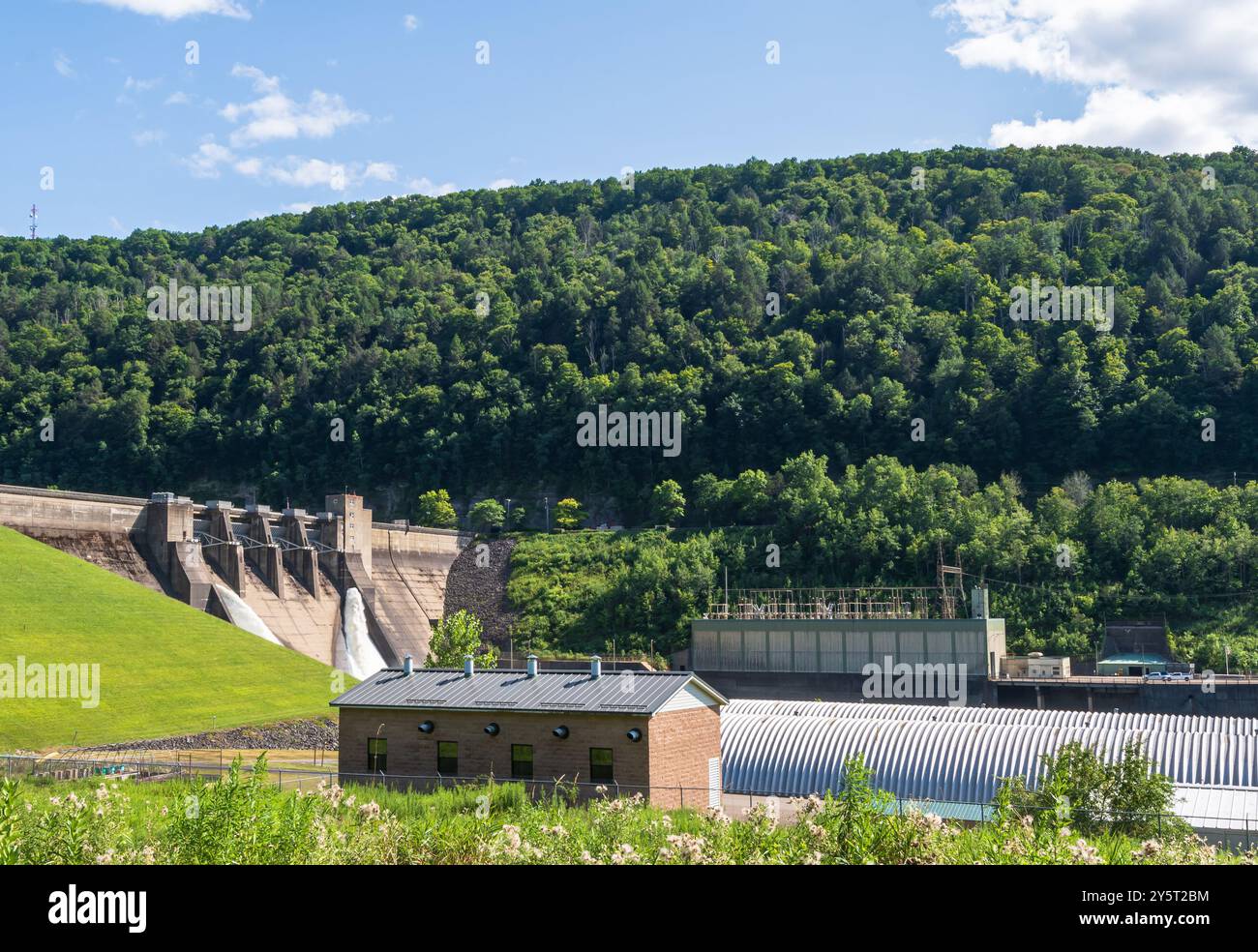 Seneca generating plant hi-res stock photography and images - Alamy